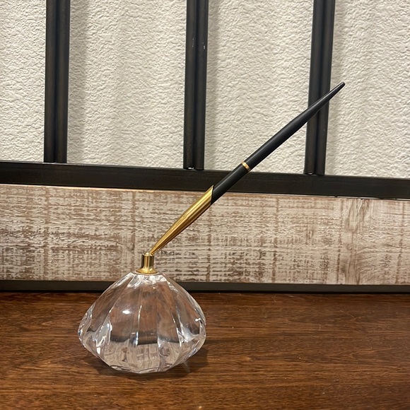oneida and quill | Office | Oneida Lead Crystal Paperweight Pen Holder ...